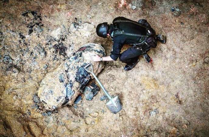Unexploded WWII bomb found in Hong Kong | 1st Line Defence